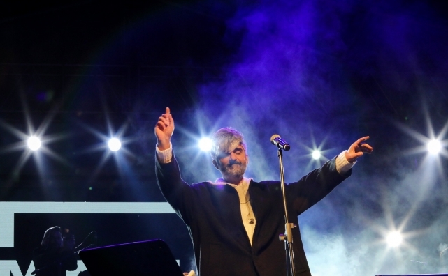 MANUŞ BABA VAN'DA SEVENLERİYLE BULUŞTU - Van Haber - Van Gazetesi