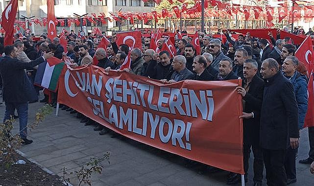 Van, Şehitlerimiz için Tek Yürek Oldu - Van Haber - Van Haber | Van ... Van, Şehitlerimiz için Tek Yürek Oldu - Van Haber - Van Haber | Van ...